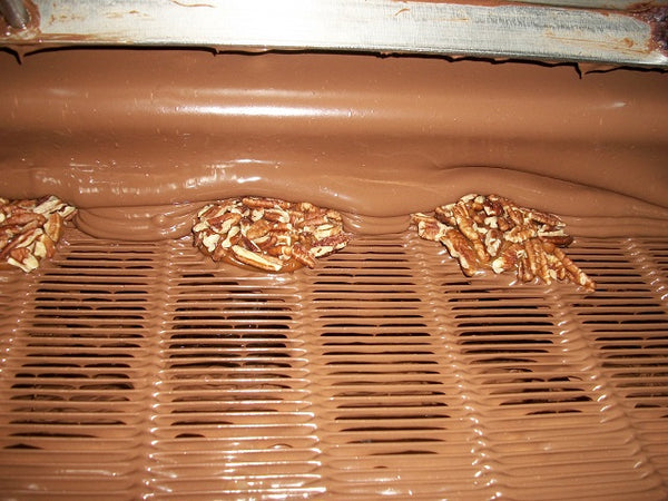 Milk Chocolate Cow Pie Packs – Baraboo Candy Company, LLC